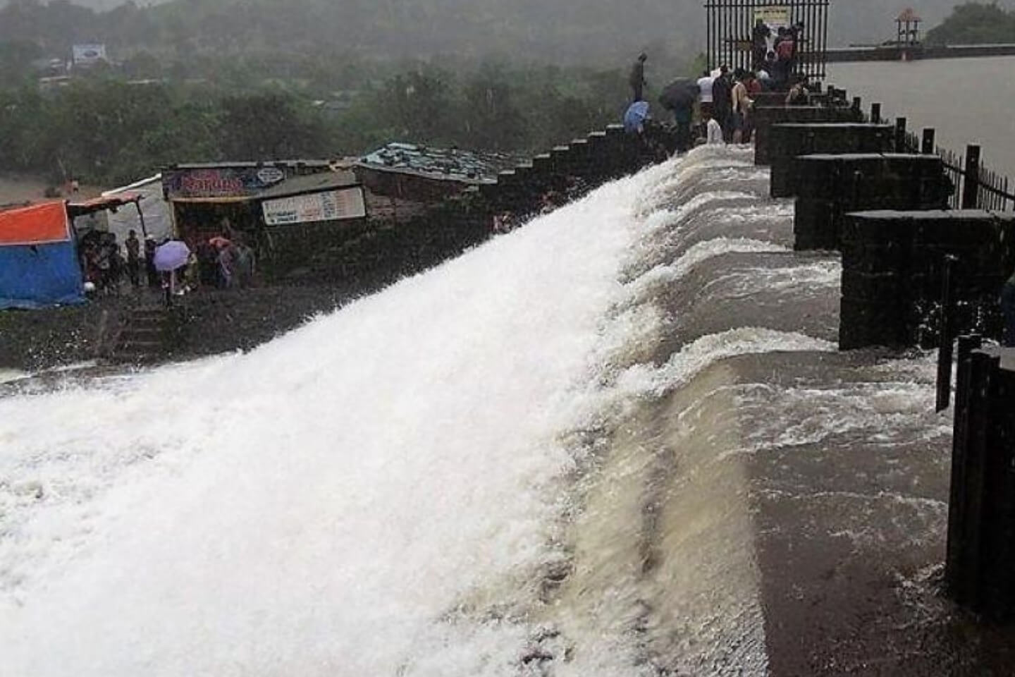 Bhushi Dam Lonavala (Entry Fee, Timings, Best time to visit, Images ...
