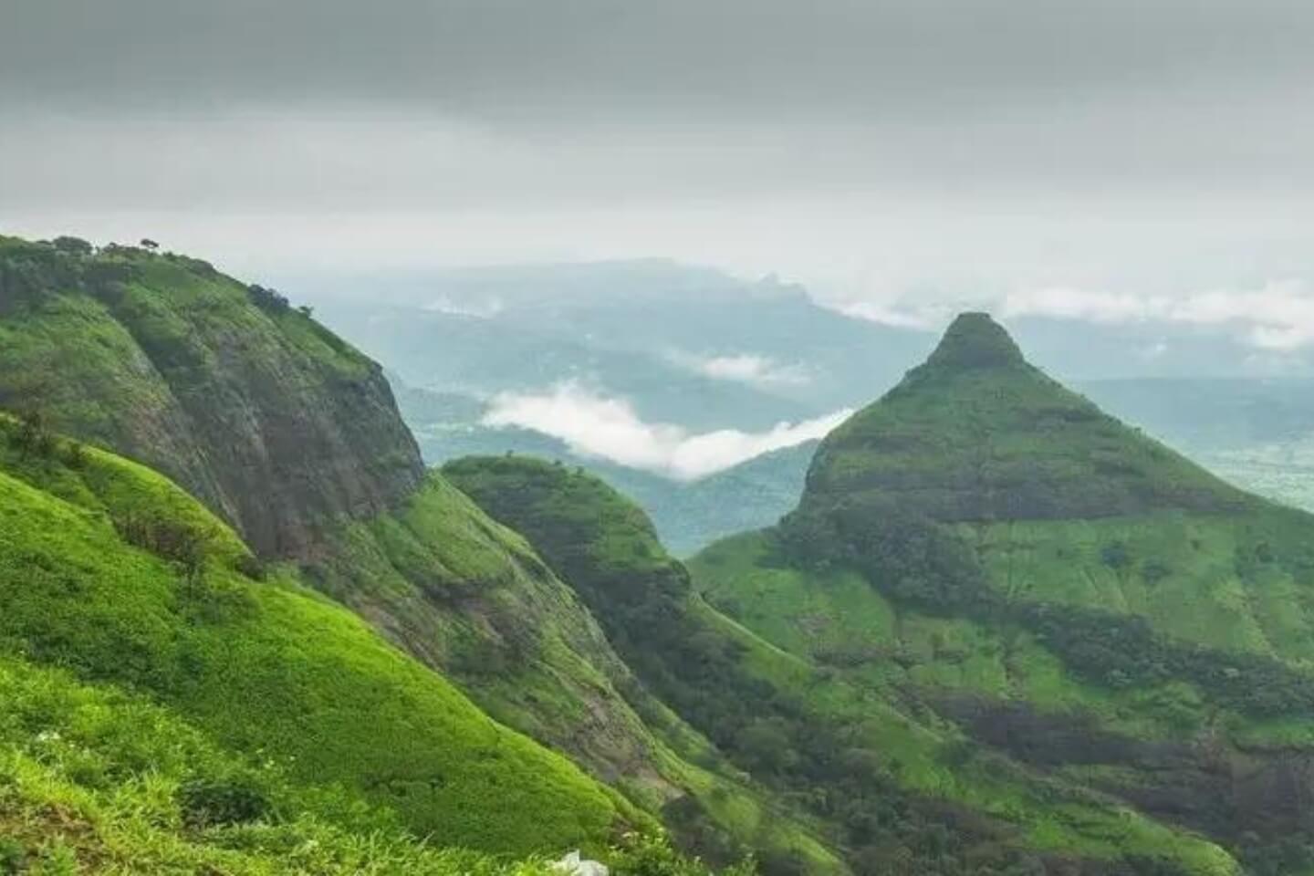 Tiger's Leap Lonavala (Entry Fee, Timings, Best time to visit, Images ...
